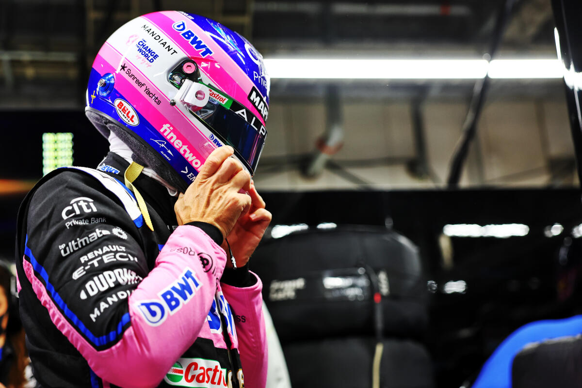 Fernando Alonso: Doel is om voor McLaren te eindigen - Grand Prix Radio