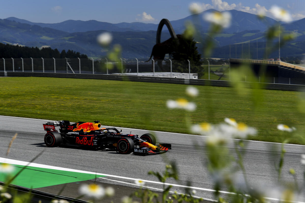 Grand Prix Oostenrijk eerste race met volledig publiek - Grand Prix Radio