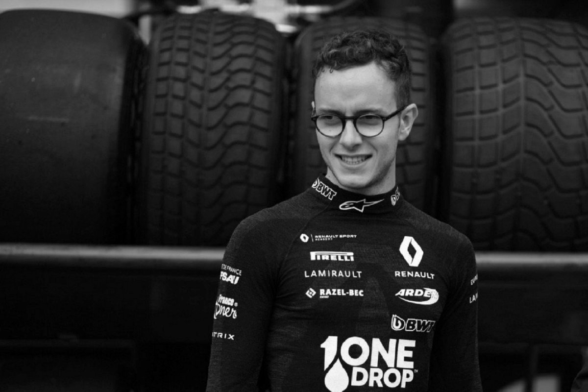 Racewereld herdenkt: Een jaar sinds overlijden Hubert bij crash op Spa ...